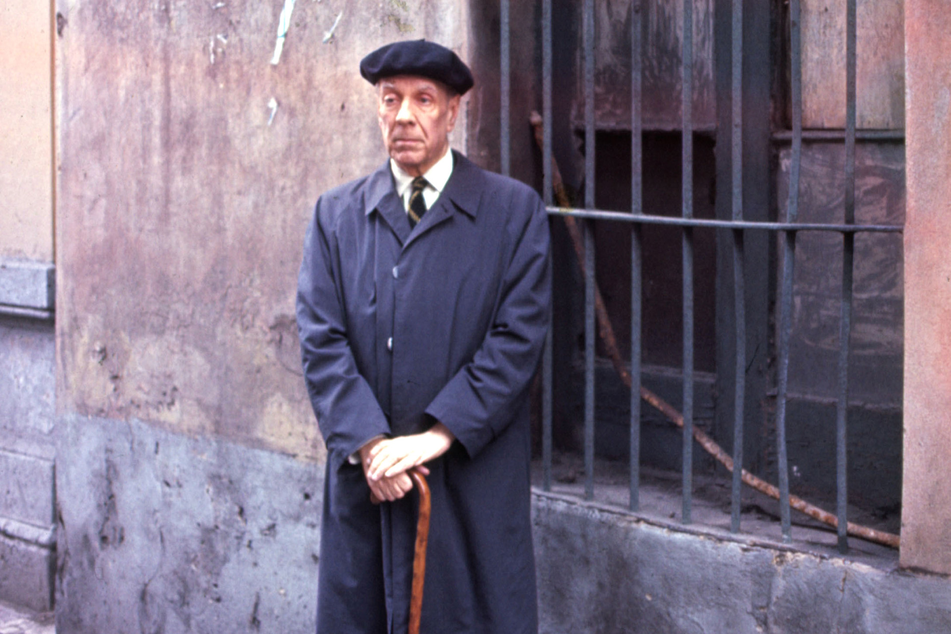 +20 Frases celebres de Jorge Luis Borges (Sobre la vida, el amor y más)